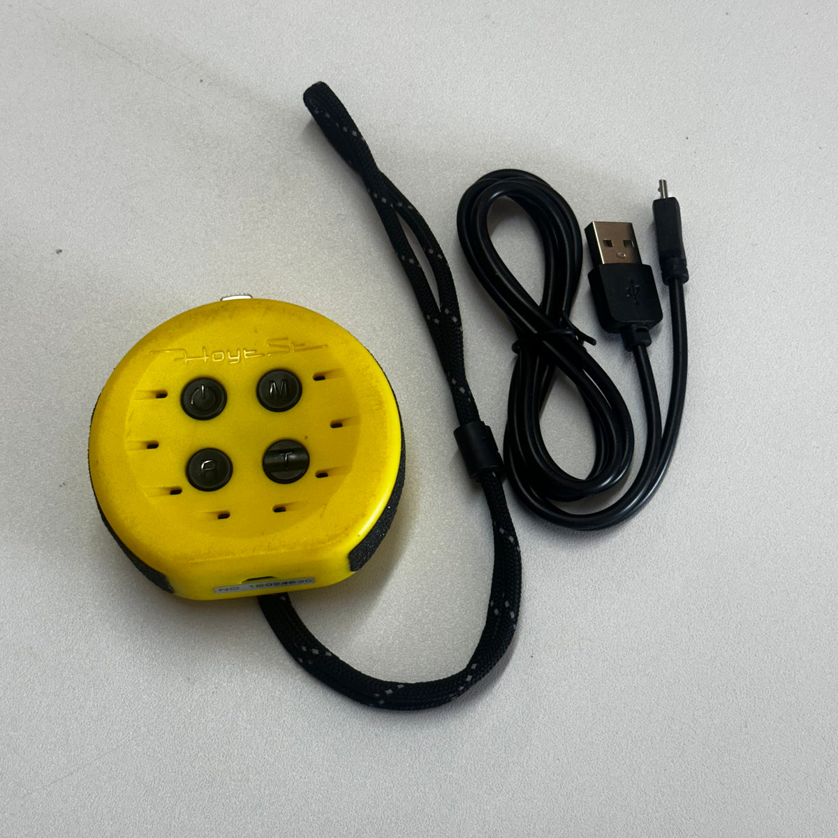Hoyt St Puck 1.0 - Yellow - 022 — MBoards