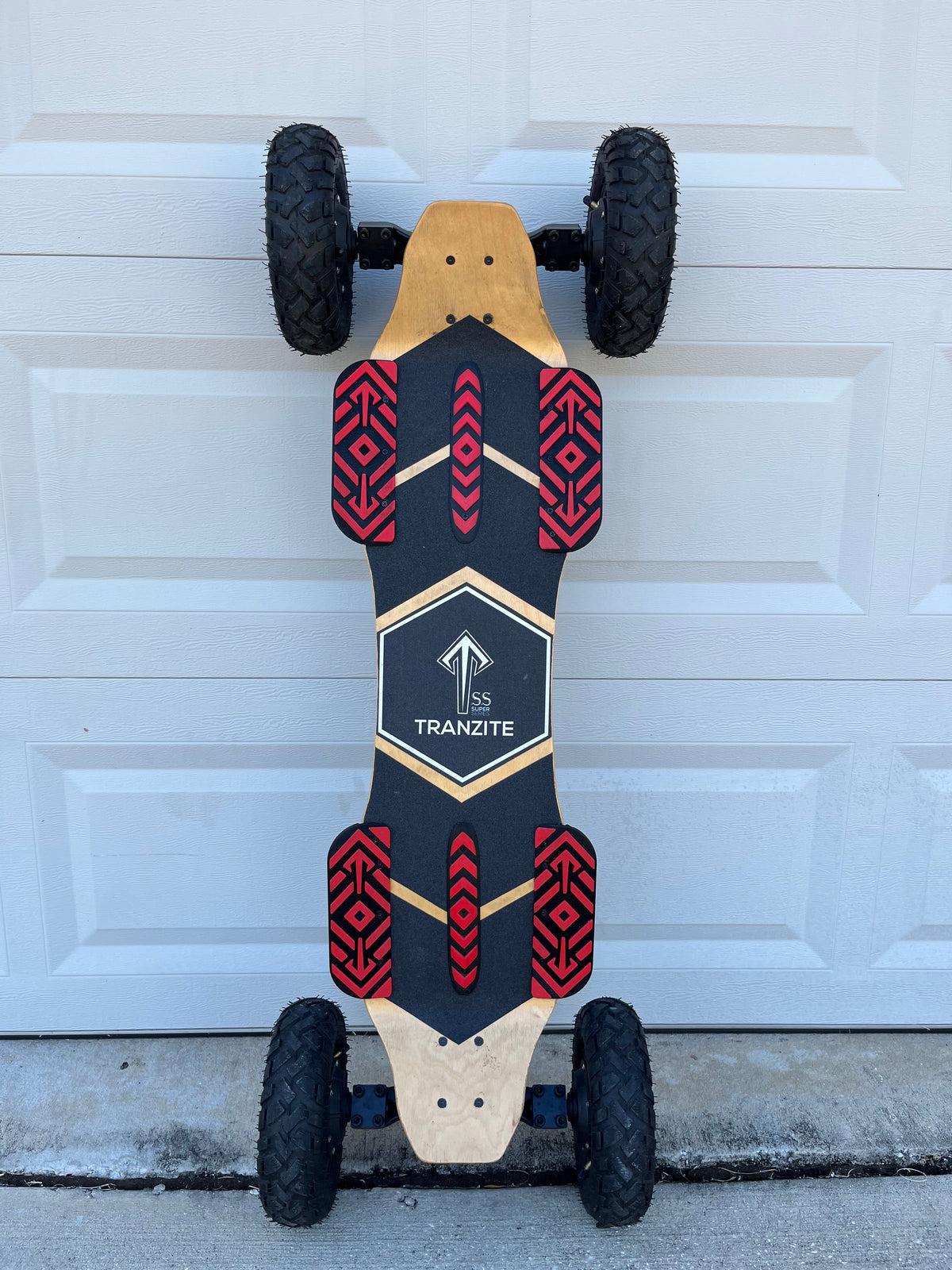 Endurance Electric Skateboard - 80 Mile Range - 35mph — MBoards